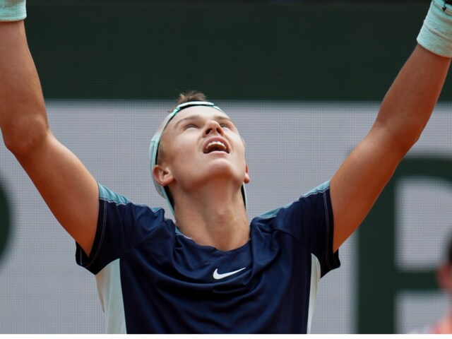 Paris Masters: Holger Rune Move into Semis After Carlos Alcaraz Retires With Injury - News18