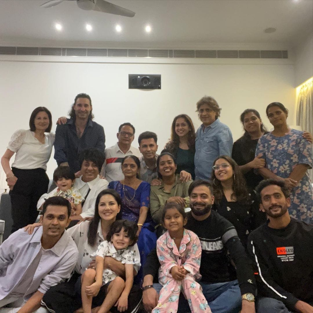 Happy Birthday Sunny Leone: 10 Rare Photos of the Actress From Her ...