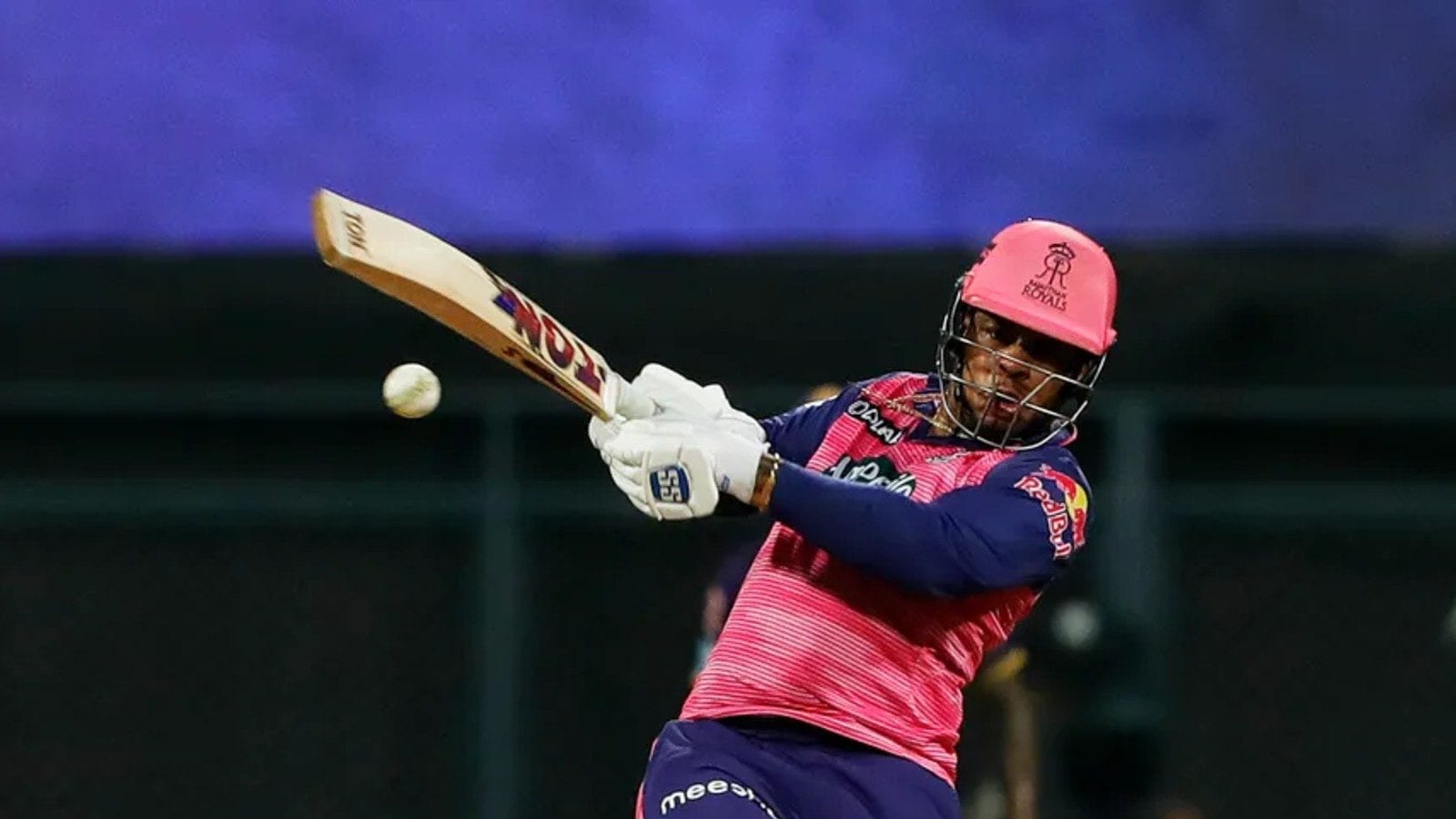 IPL 2022: Shimron Hetmyer Reveals His Biggest Coach and Harshest Critic ...