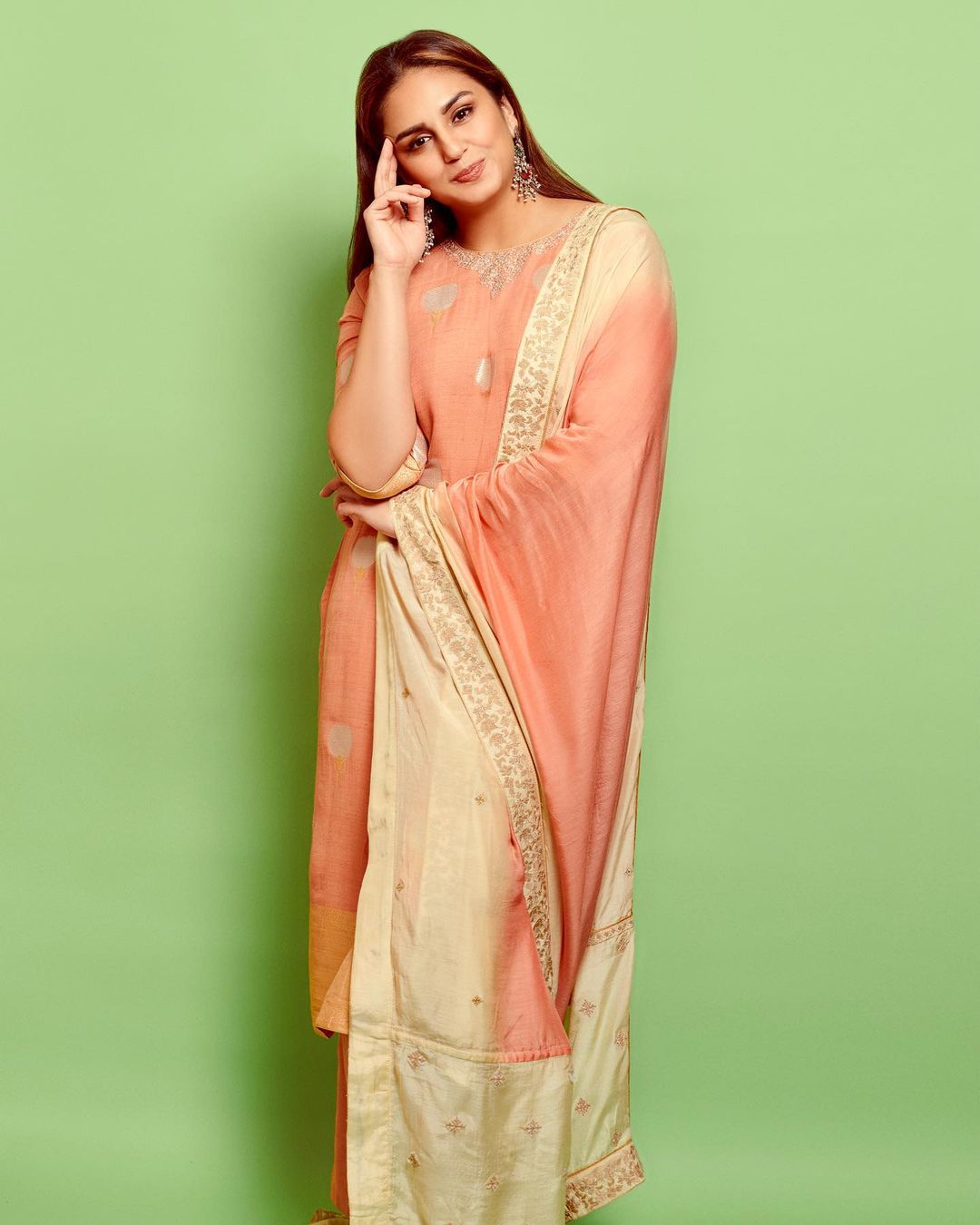 Huma Qureshi Paints A Picture Of Elegance In Green Sharara Set, Check ...