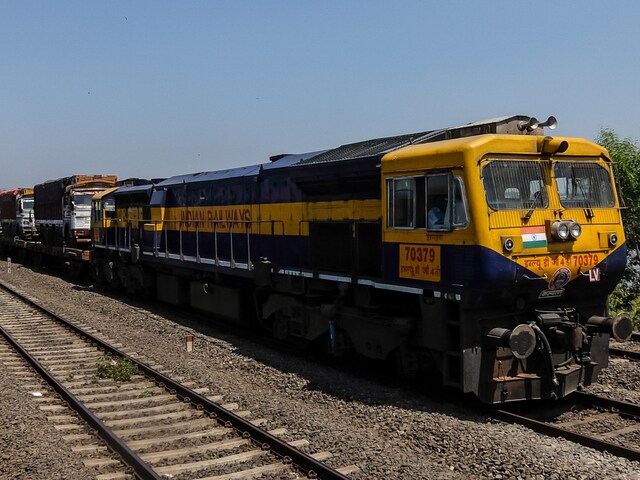 Indian Railways Update: IRCTC Cancels 256 Trains Today on May 18; Check Full List Here - News18