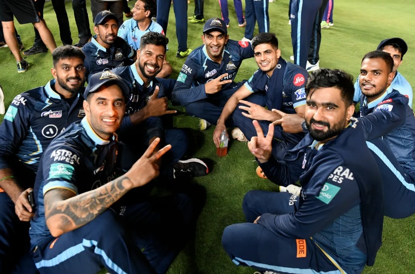 Gujarat Titans Players Celebrate in Style with Fans after Winning IPL ...
