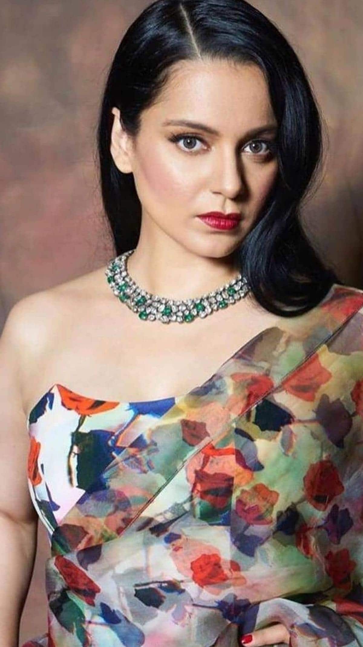 Kangana Ranaut Spells Elegance In Floral Dress, Check Out The Diva's ...