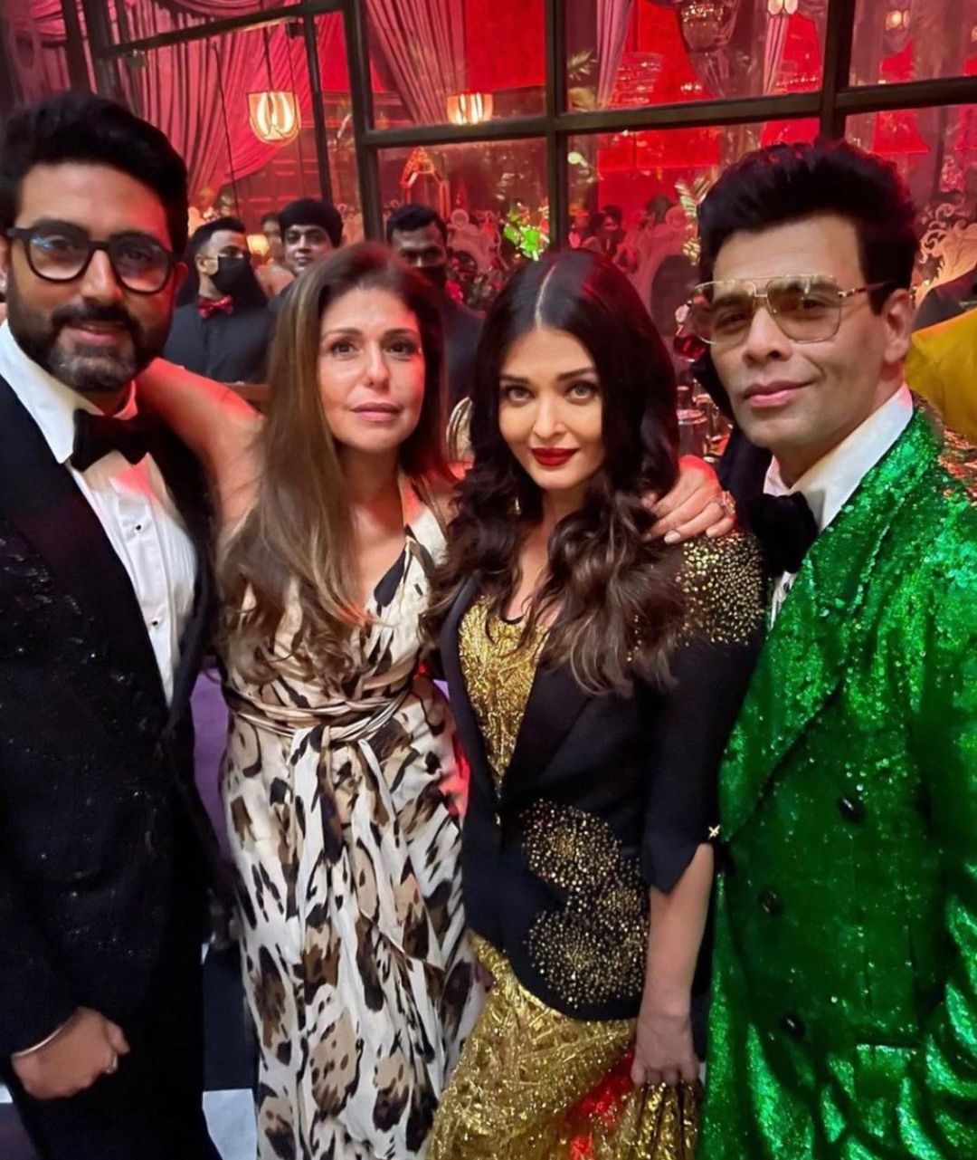 Unseen Photos From Karan Johar's 50th Birthday Bash: Epic Selfies ...