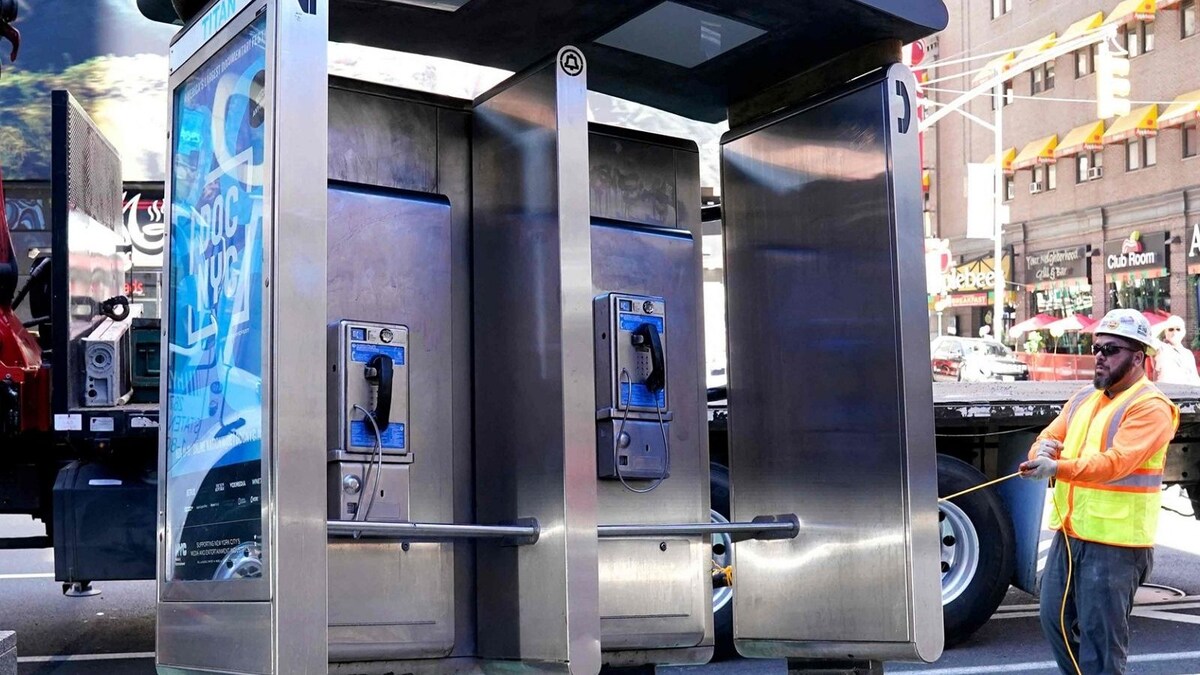 Last Public Payphone in New York City Removed, Marks End of an Era - News18