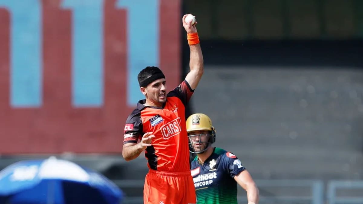 IPL 2022: A Net Bowler For CSK Last Season, Fazalhaq Farooqi Makes His ... IPL 2022: A Net Bowler For CSK Last Season, Fazalhaq Farooqi Makes His ...