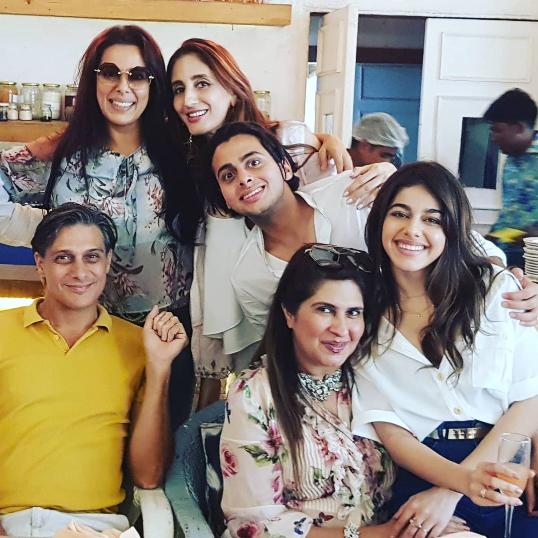 Happy Birthday Pooja Bedi: Rare Photos of the Actress with Dad Kabir ...