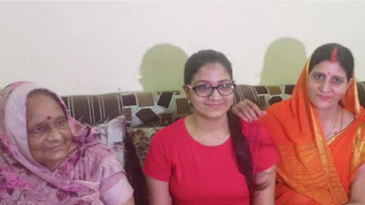 Chhattisgarh's Shradha Shukla Gets AIR 45 in UPSC Civil Services - News18