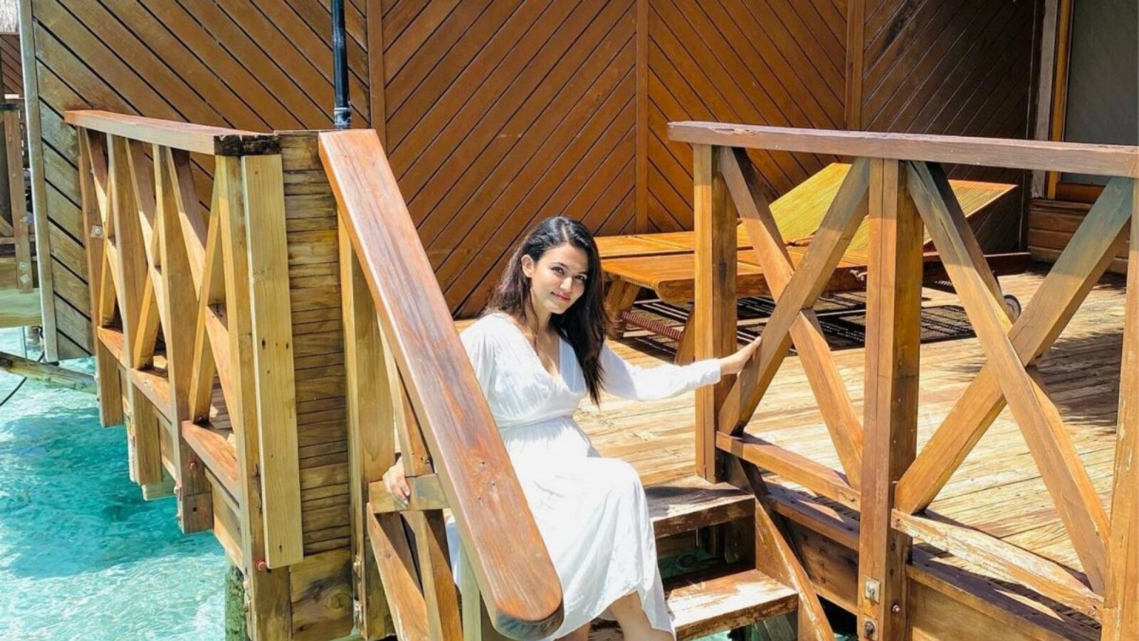 Beast Actress Aparna Das Is Having A Blast In Maldives | Movies News ...