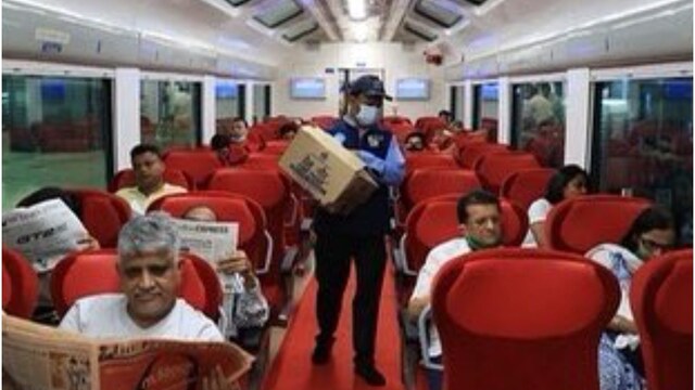 Indian Railways to Introduce Two Vistadome Coaches in Mumbai, Gandhinagar Shatabdi Express From ...