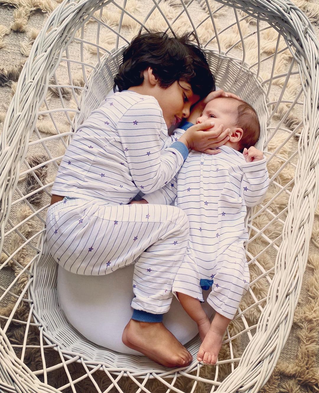 Happy Birthday Lisa Haydon: 8 Pictures That Will Take You Inside ...