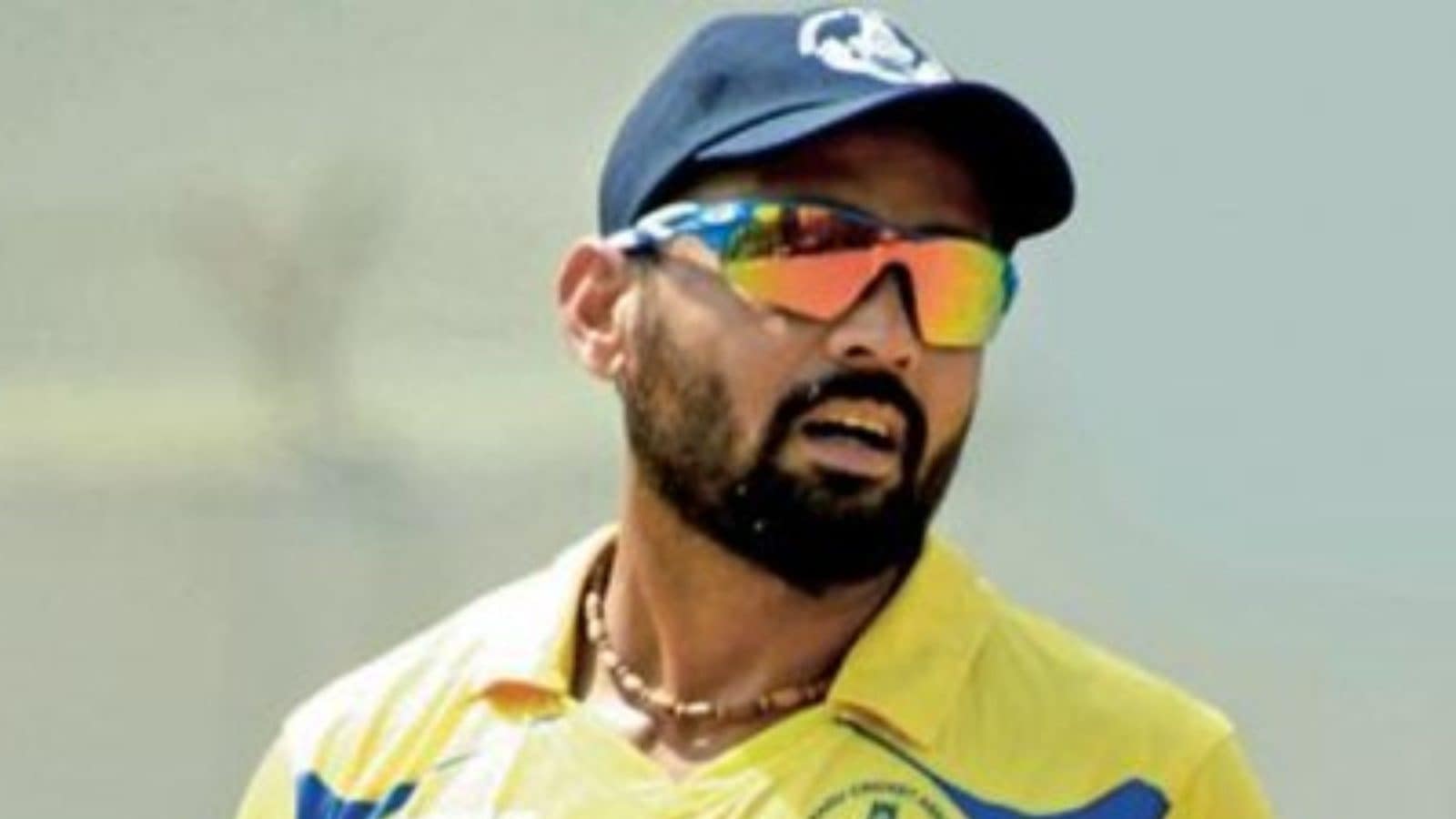 This Is What Happened When Monkey Met A Monk. Courtesy: Murali Vijay ...