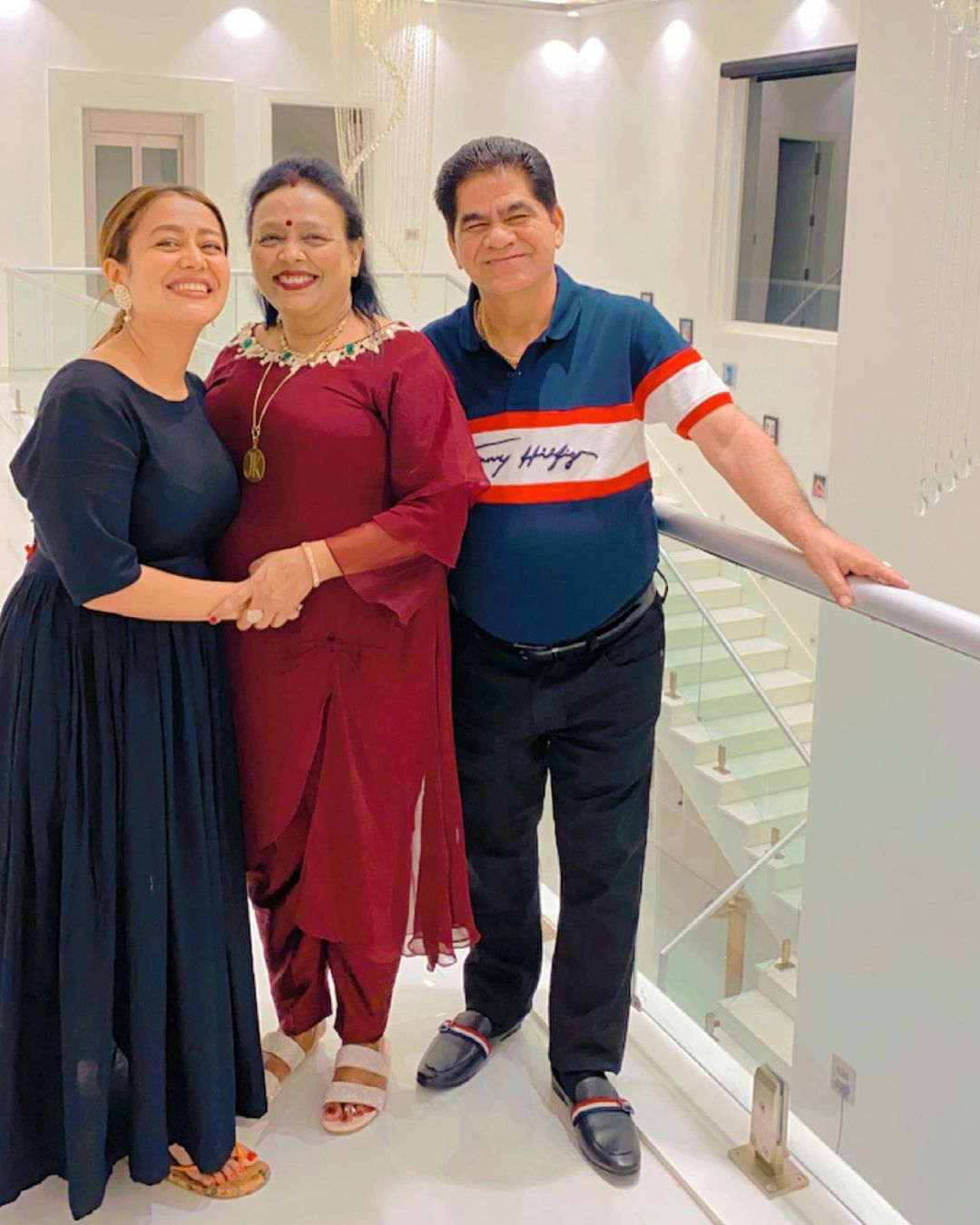 Happy Birthday Neha Kakkar: Adorable Family Moments of the Singer - News18