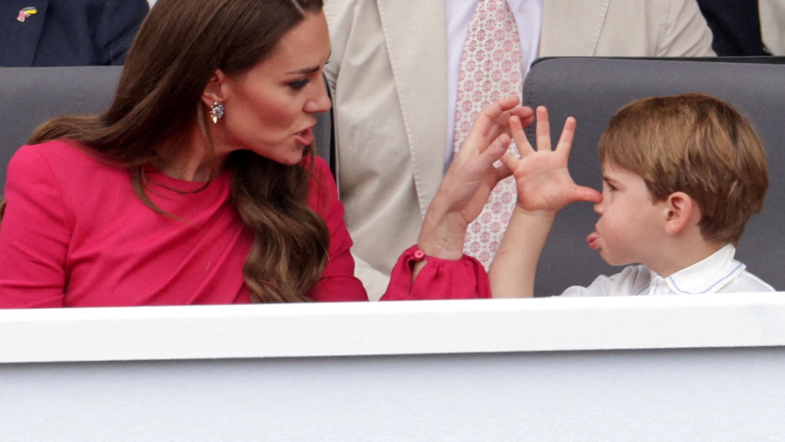 Prince William, Kate Middleton Joke About 'Grumpy' Louis at Queen's ...