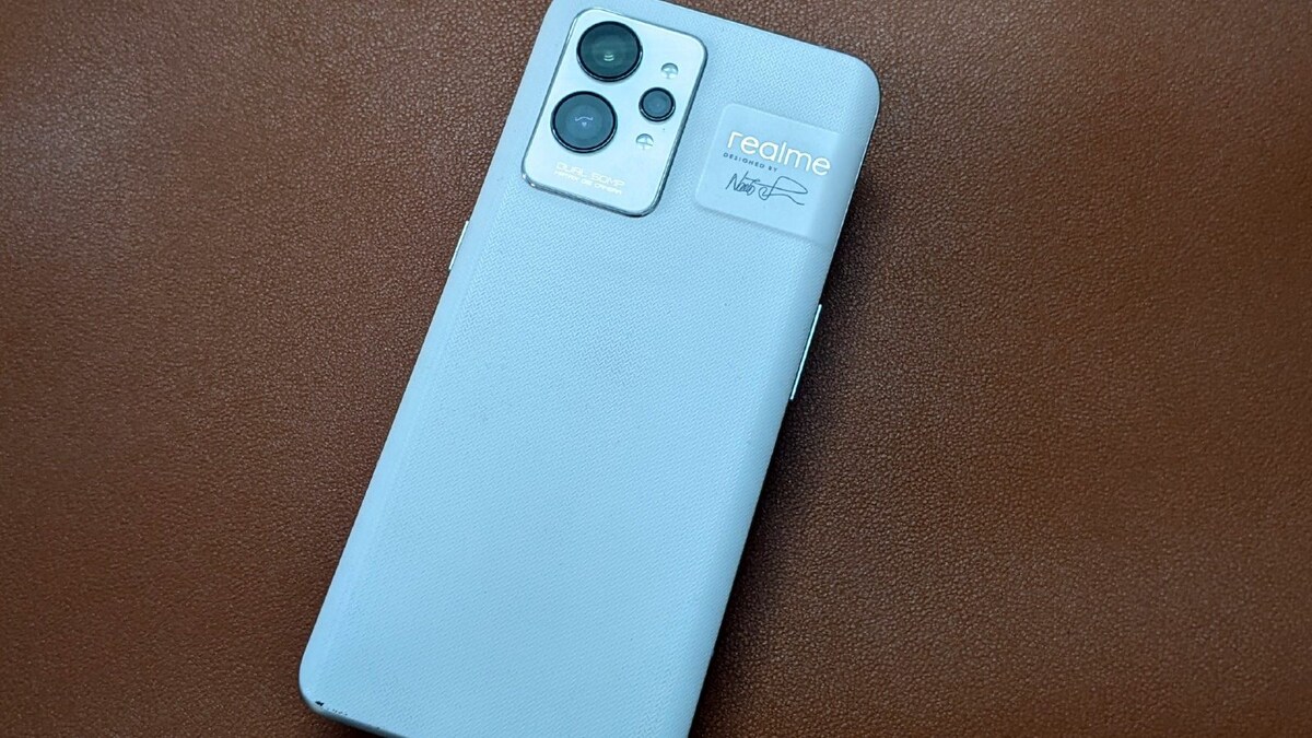 Realme GT 2 Pro Review: Should You Spend Rs 50,000 On This Smartphone ...