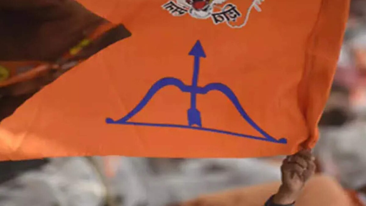 Election Commission Takes Note of Fight Over Shiv Sena Symbol, Seeks ...