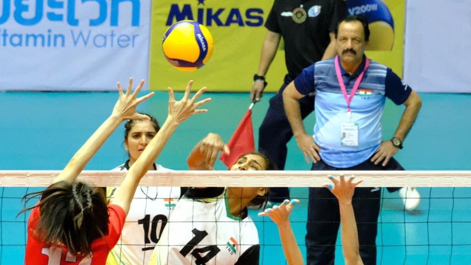 India Women's Volleyball Team Beat Malaysia 3-0 in Princess Cup ...