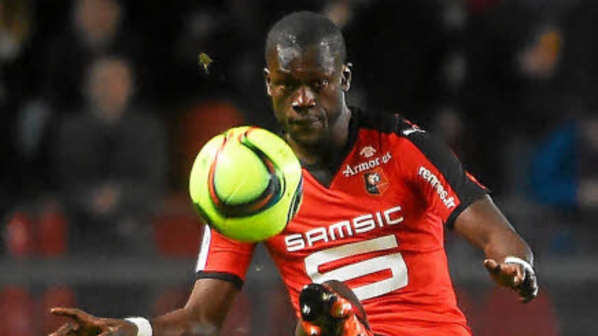 ISL Transfer News: Chennaiyin FC Sign Senegalese Defender Fallou Diagne ...