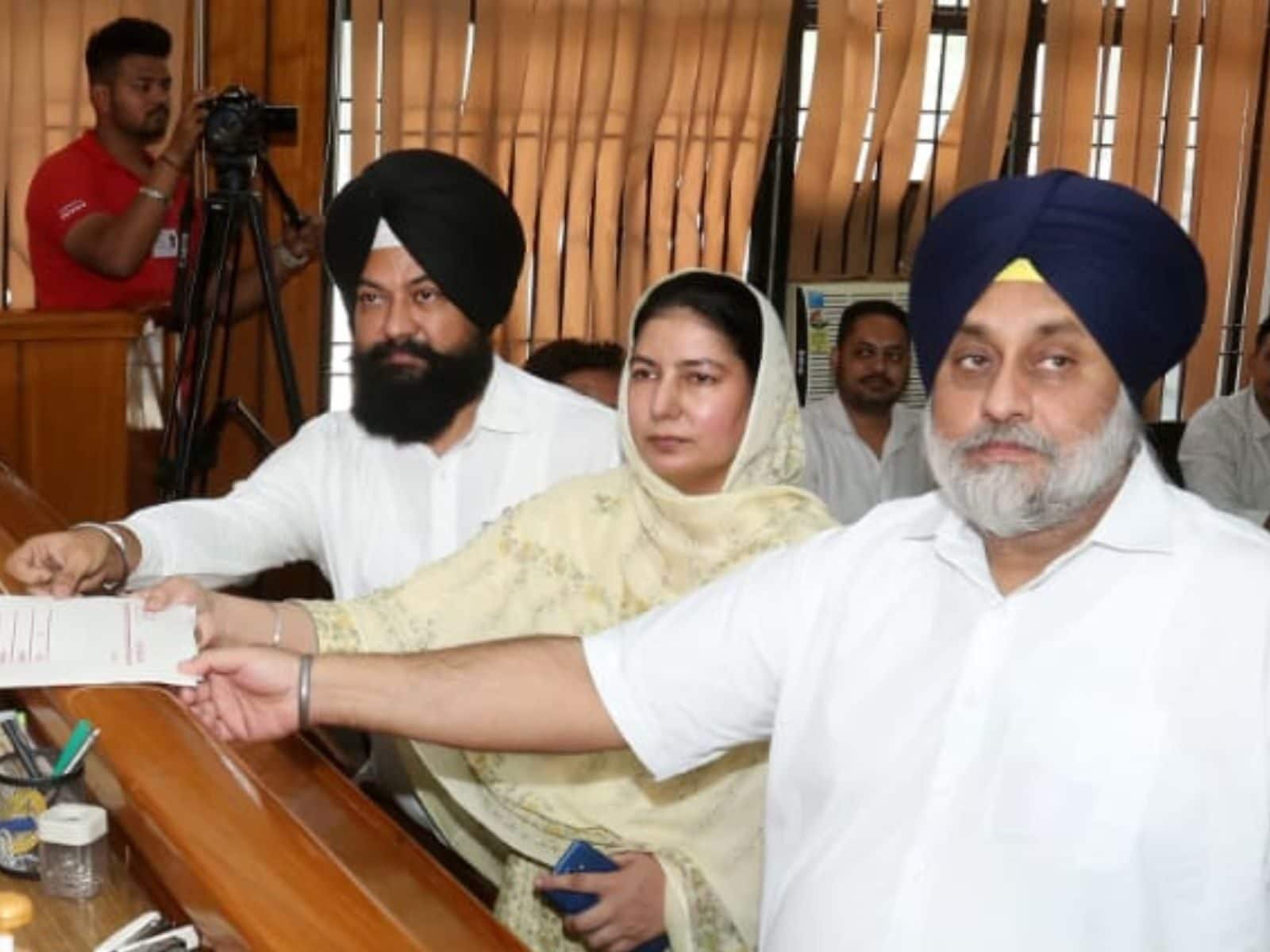 Kamaldeep Kaur Punjabi Model Wallpapers