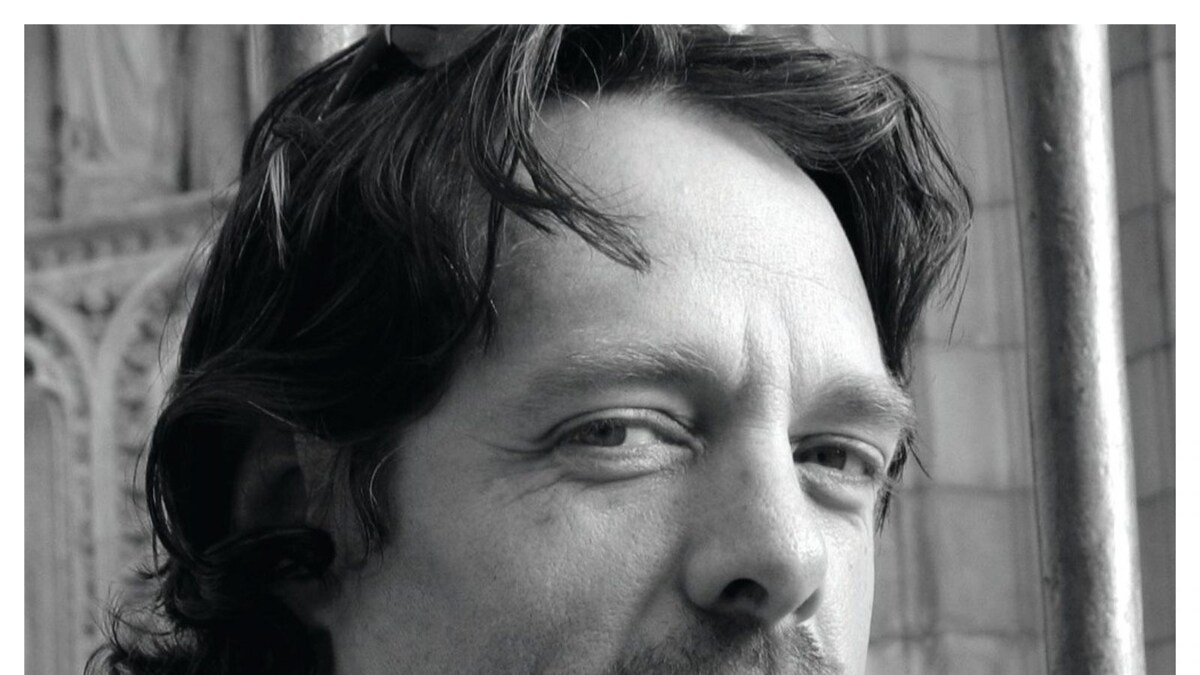 Batman: The Long Halloween Comic Book Artist Tim Sale No More - News18