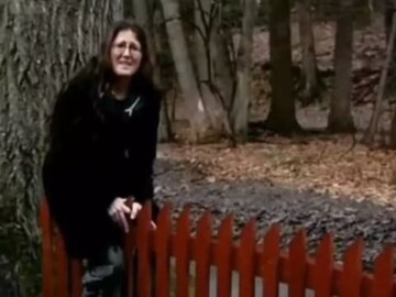 US Woman, ‘Married’ to Eiffel Tower For 15 Years, is Now Attracted to a ...