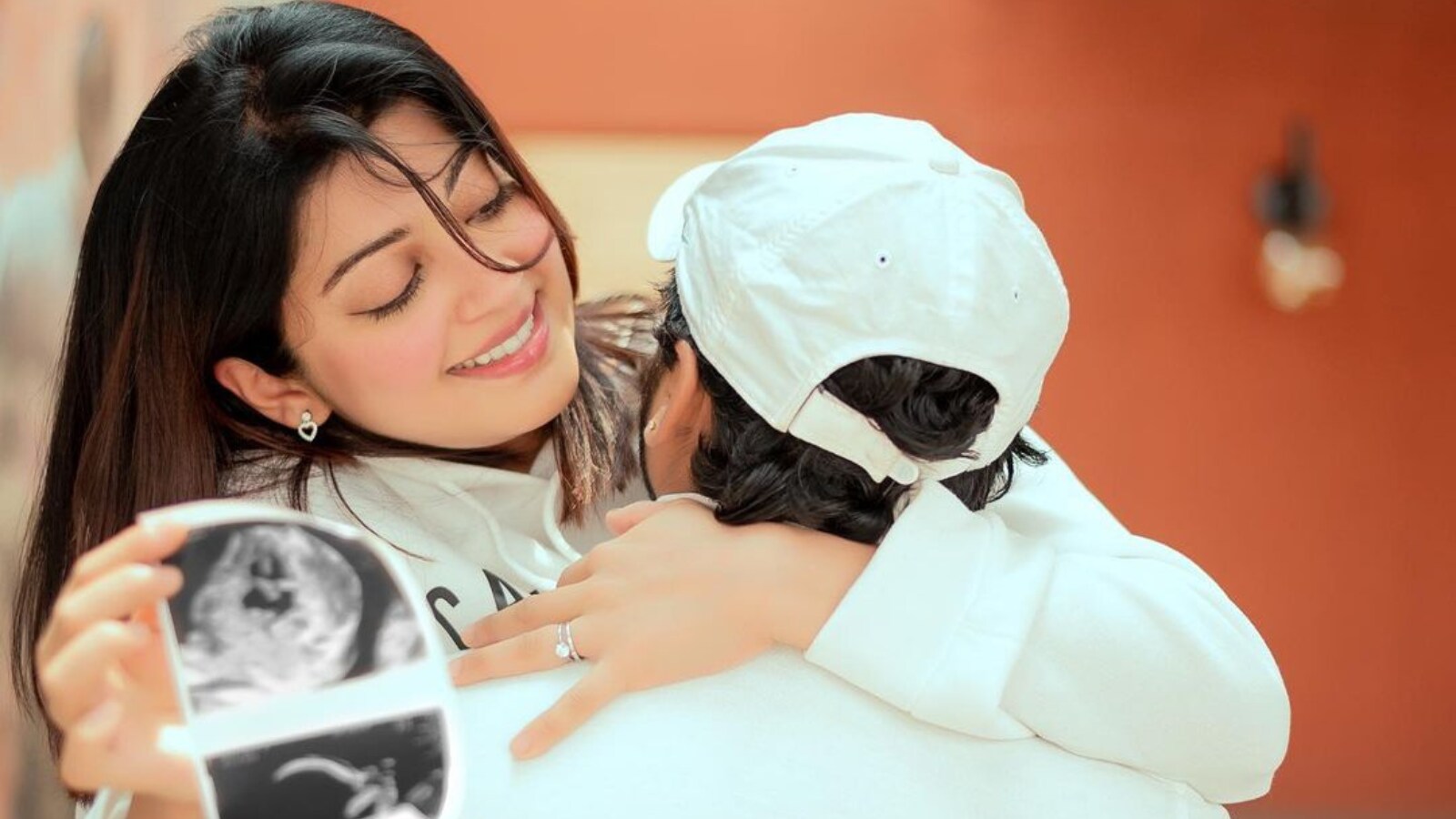 From 1st Picture to Giving Birth to Baby Girl, Pranitha Subhash's ...