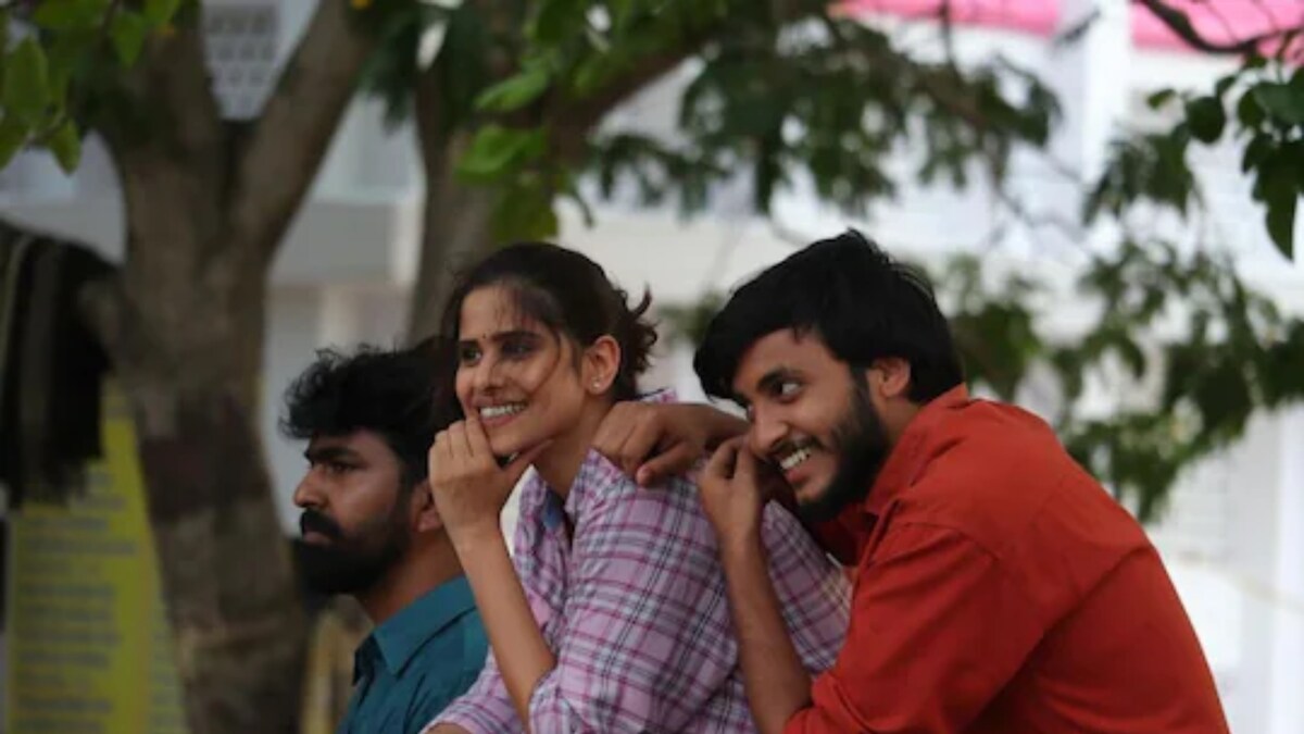 Sai Tamhankar Delights Fans With Hints of B.E. Rojgaar’s Second Season ...