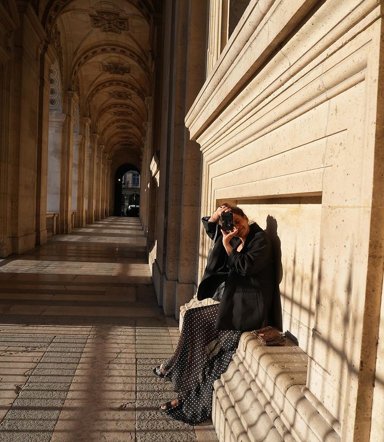 Aisha Sharma Plays The Perfect Tourist In Paris, Check Out The Diva's ...