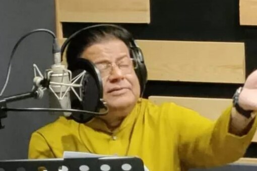 Happy Birthday Anup Jalota: Memorable Songs of the ‘Emperor of Bhajans ...