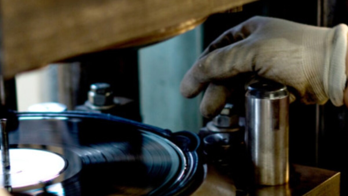 'Made From Sugars and Starches': World's First Bioplastic Vinyl Record ...