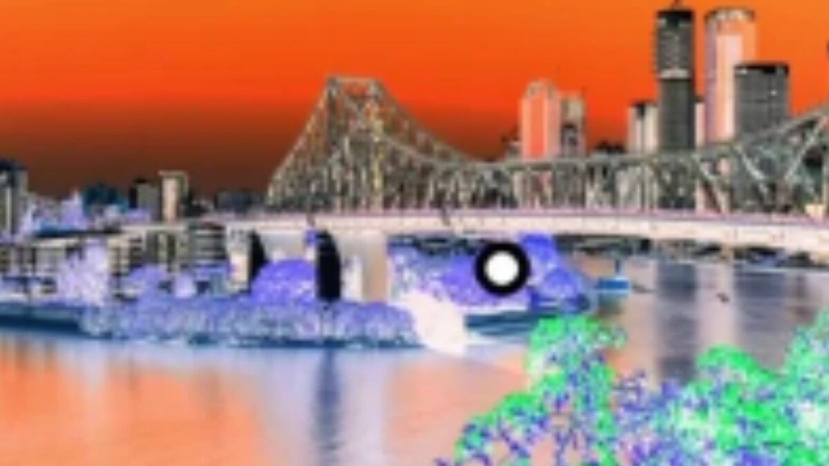 Incredible Optical Illusion Changes Landscape Colour Right in Front of ...