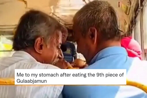 Desi Men Argued over Space on a Bus Seat and Twitter is Crowded with Memes