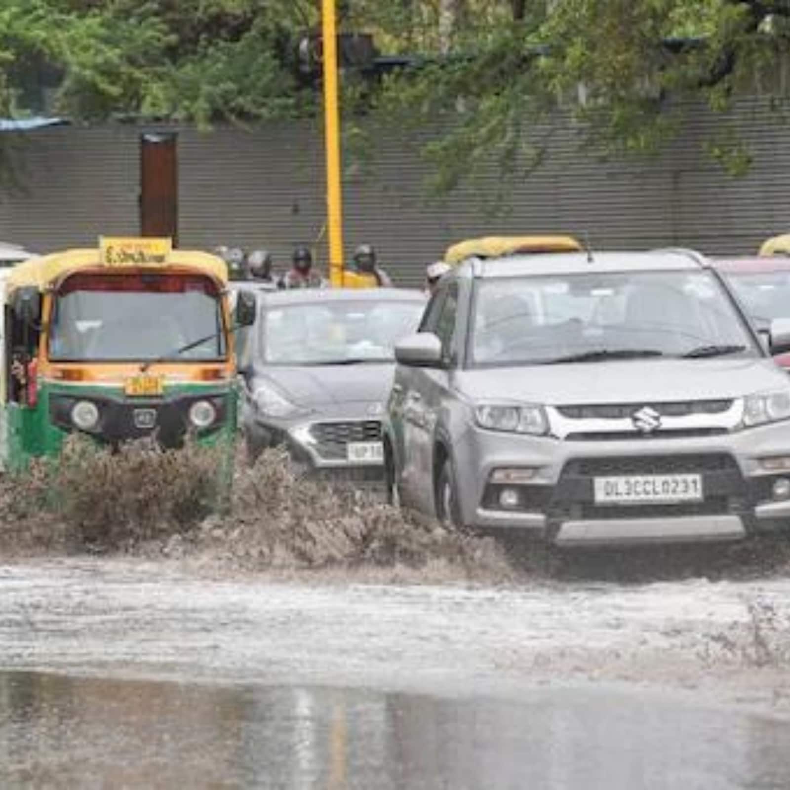 Light Rains Forecast in Delhi on Independence Day - News18