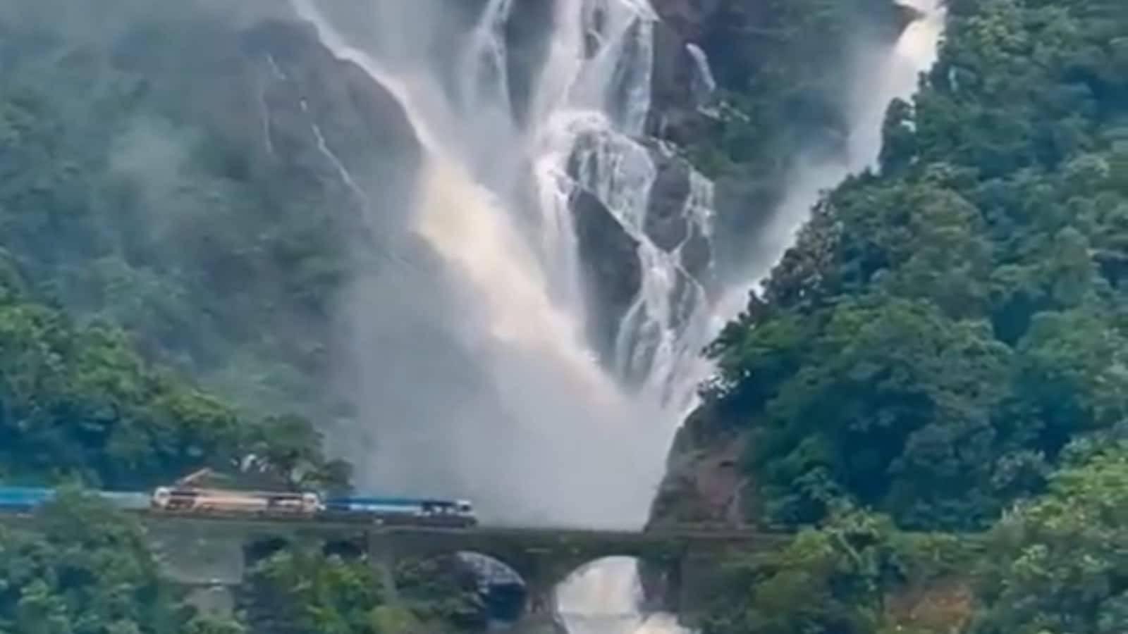 WATCH: Mesmerising Views of Train Passing Through Goa's Dudhsagar Falls ...
