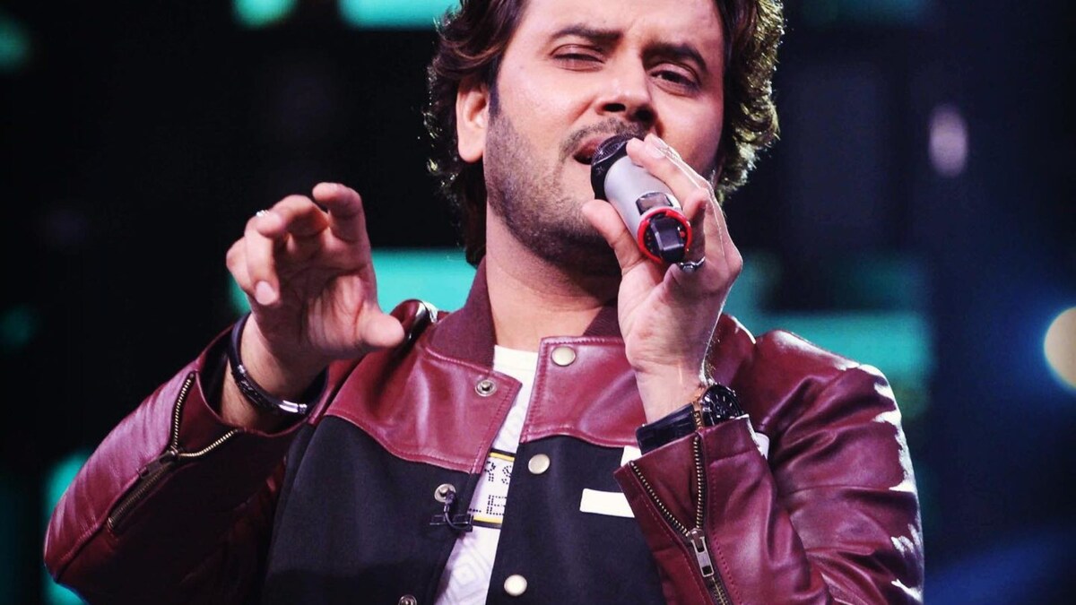 Javed Ali Turns 40: Kun Faya Kun to Tum Tak, 5 Soulful Songs of The ...