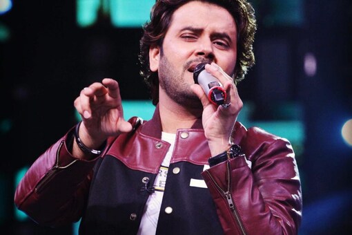 Javed Ali Turns 40: Kun Faya Kun to Tum Tak, 5 Soulful Songs of The Singer That Makes For A ...