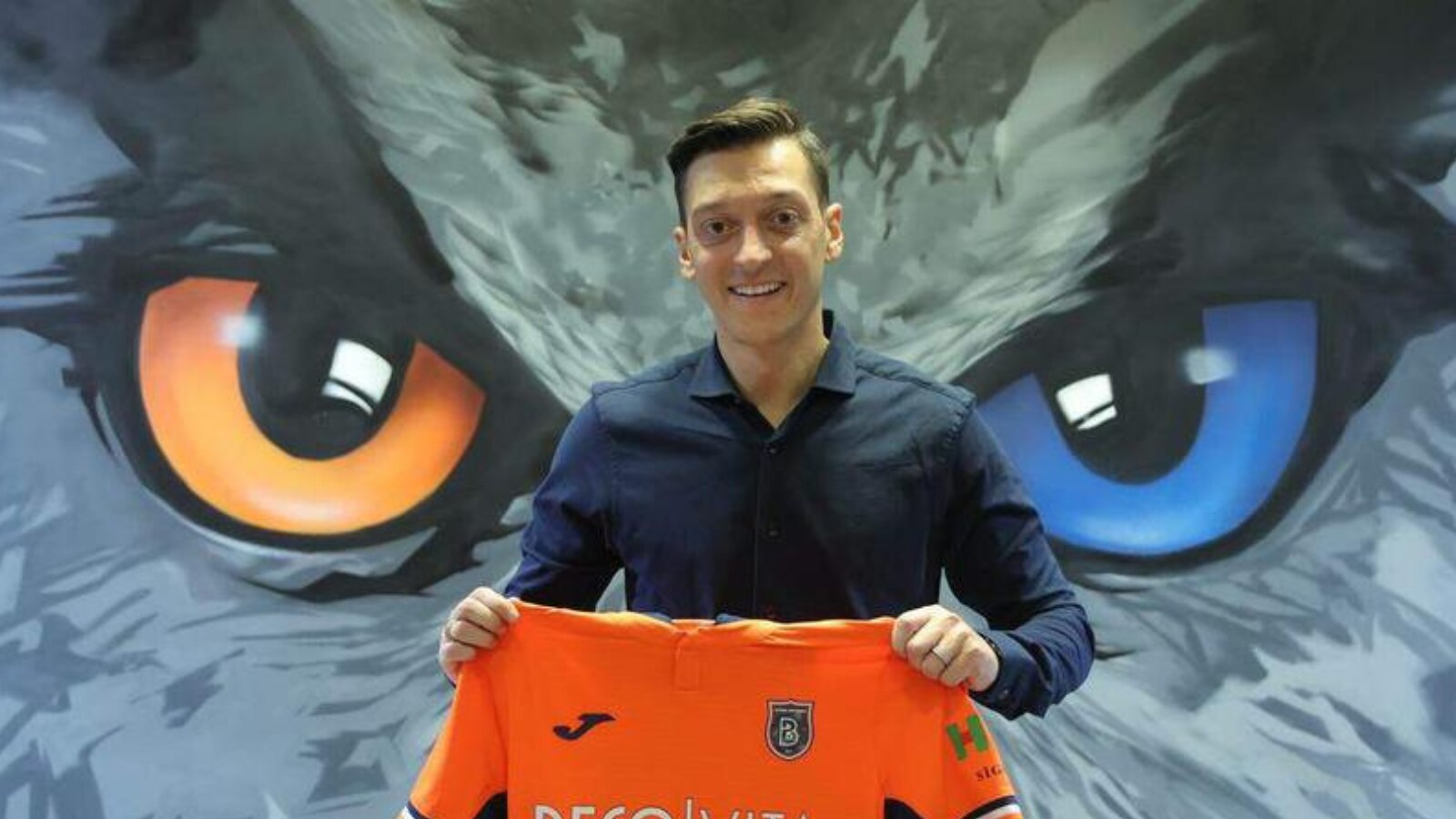 Transfer News: Mesut Ozil Joins 2020 Turkish Champions Istanbul ...