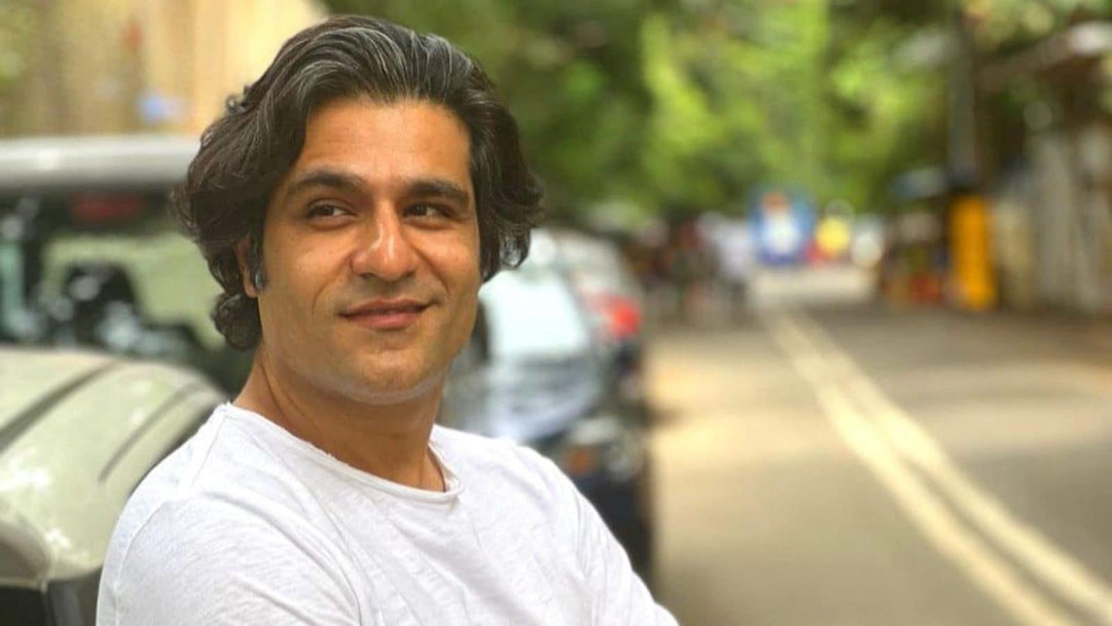 Sunny Hinduja On Doing a Remake with Shehzada: 'Didn't Have Many ...
