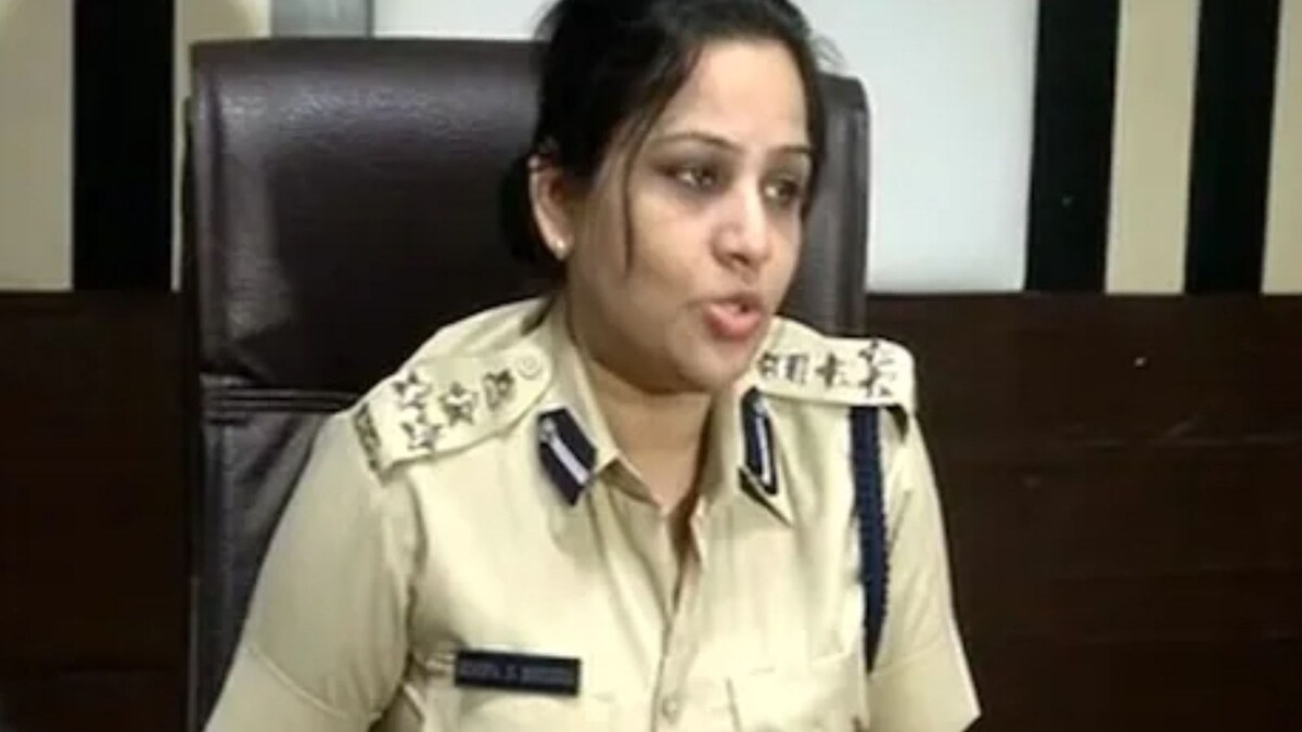 IPS Officer D Roopa Slams K'taka Cops for Failing to Serve Notice of ...