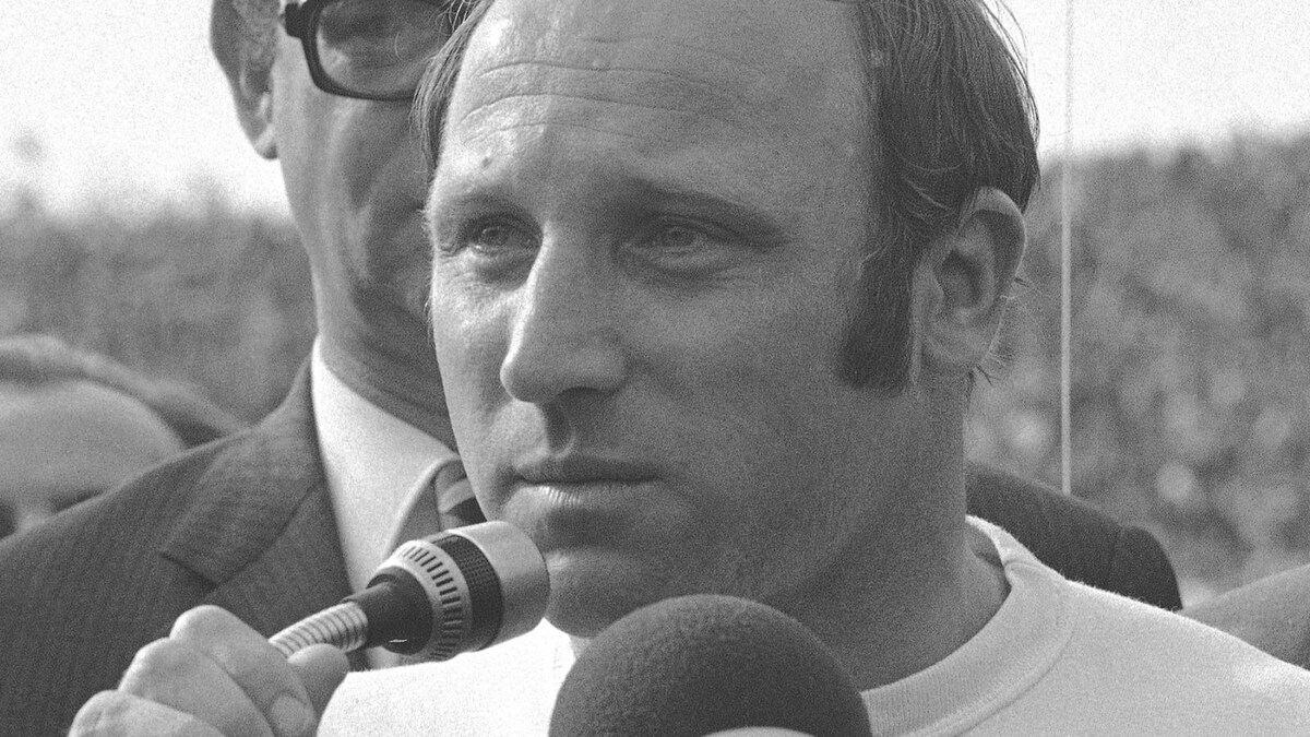 West Germany Football Legend Uwe Seeler Dies at 85 - News18