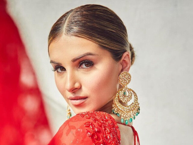 Here’s What Tara Sutaria Wants To Wear This Wedding Season - News18