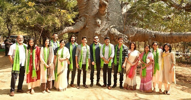 Happy Birthday Nagarjuna: Telugu Superstar's Special Moments with Naga ...