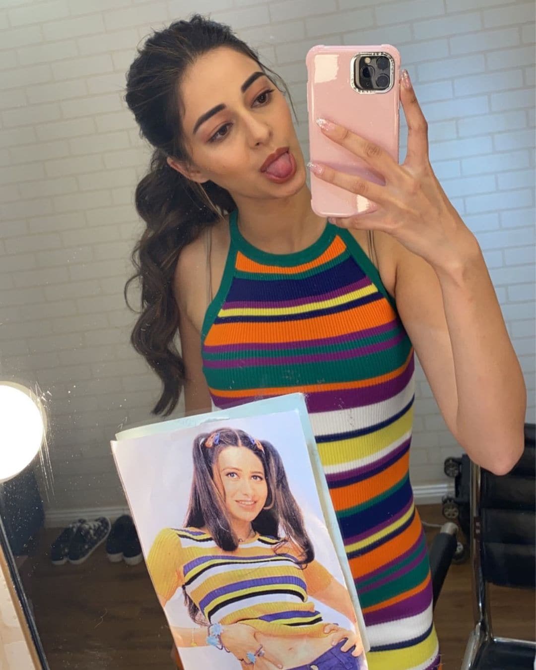 Ananya Panday Turns Up The Heat With Her Latest Mirror Selfie, Check ...
