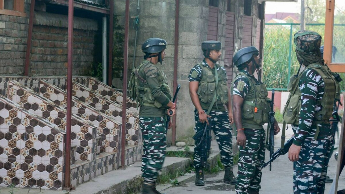 CRPF Jawan Posted at IB Chief's Residence Kills Himself with Service AK ...