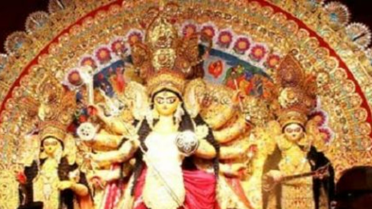 Dole to Durga Puja Clubs in Bengal Hiked to Rs 60,000; Mamata Says This ...