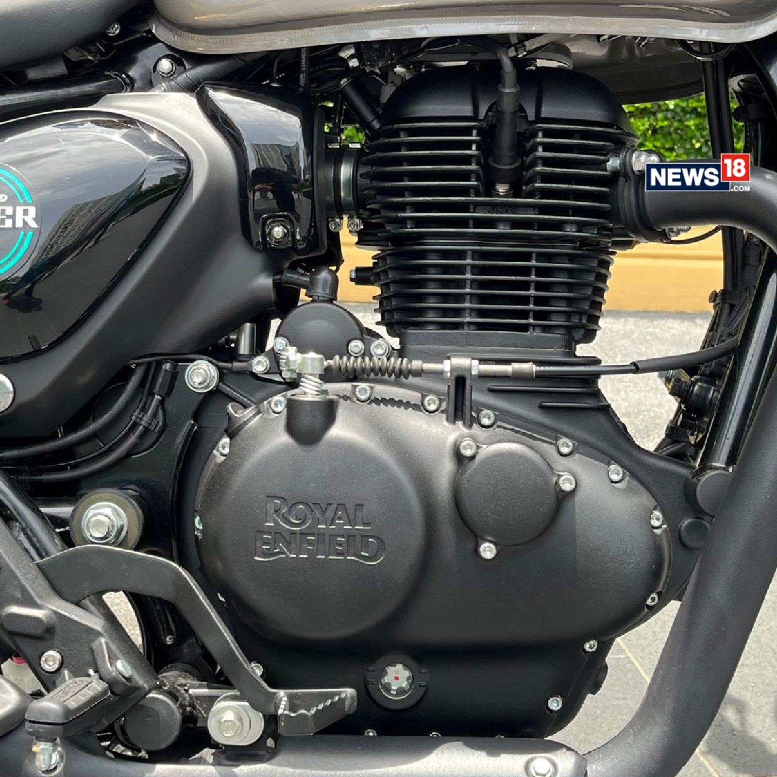Royal Enfield Hunter 350 In Pics: Check Out It's Looks, Features and ...