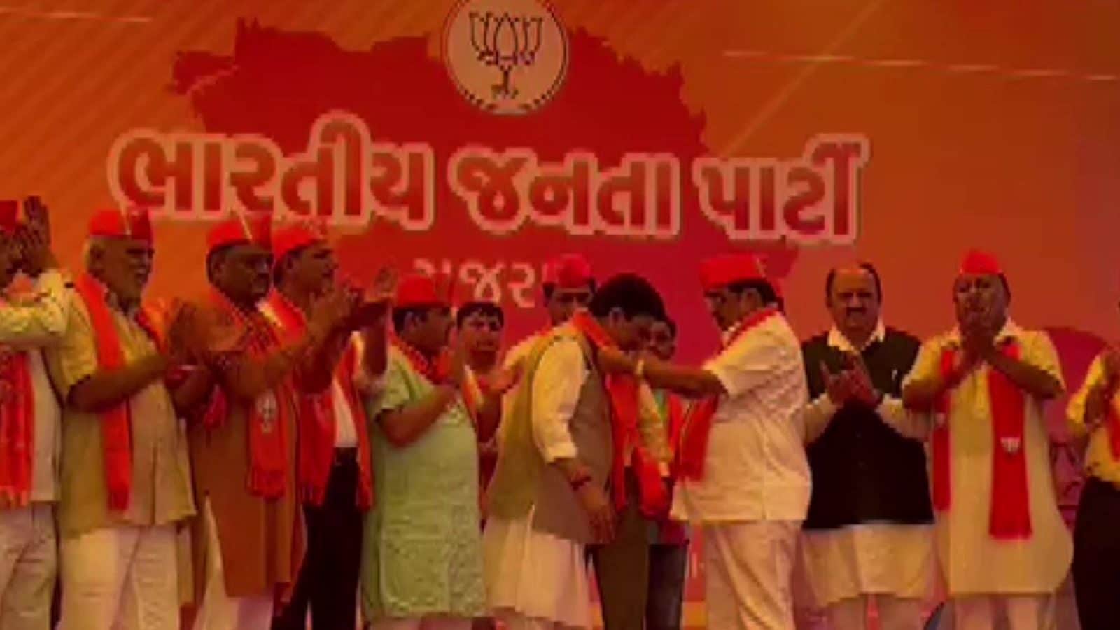 Gujarat: 2 Former Congress Leaders, Naresh Raval and Raju Parmar, Join ...