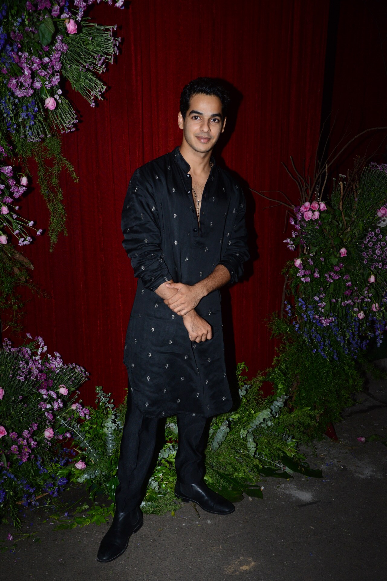 Malaika Arora, Karan Johar, Janhvi Kapoor, Aditya Roy Kapur Among Stars At Kunal Rawal-Arpita ...