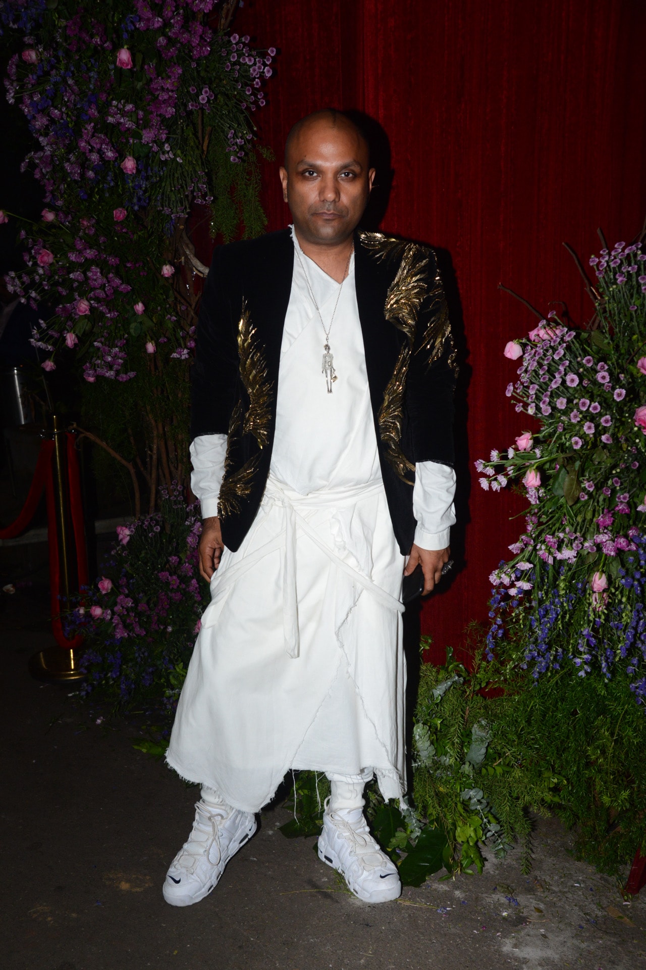 Malaika Arora, Karan Johar, Janhvi Kapoor, Aditya Roy Kapur Among Stars ...