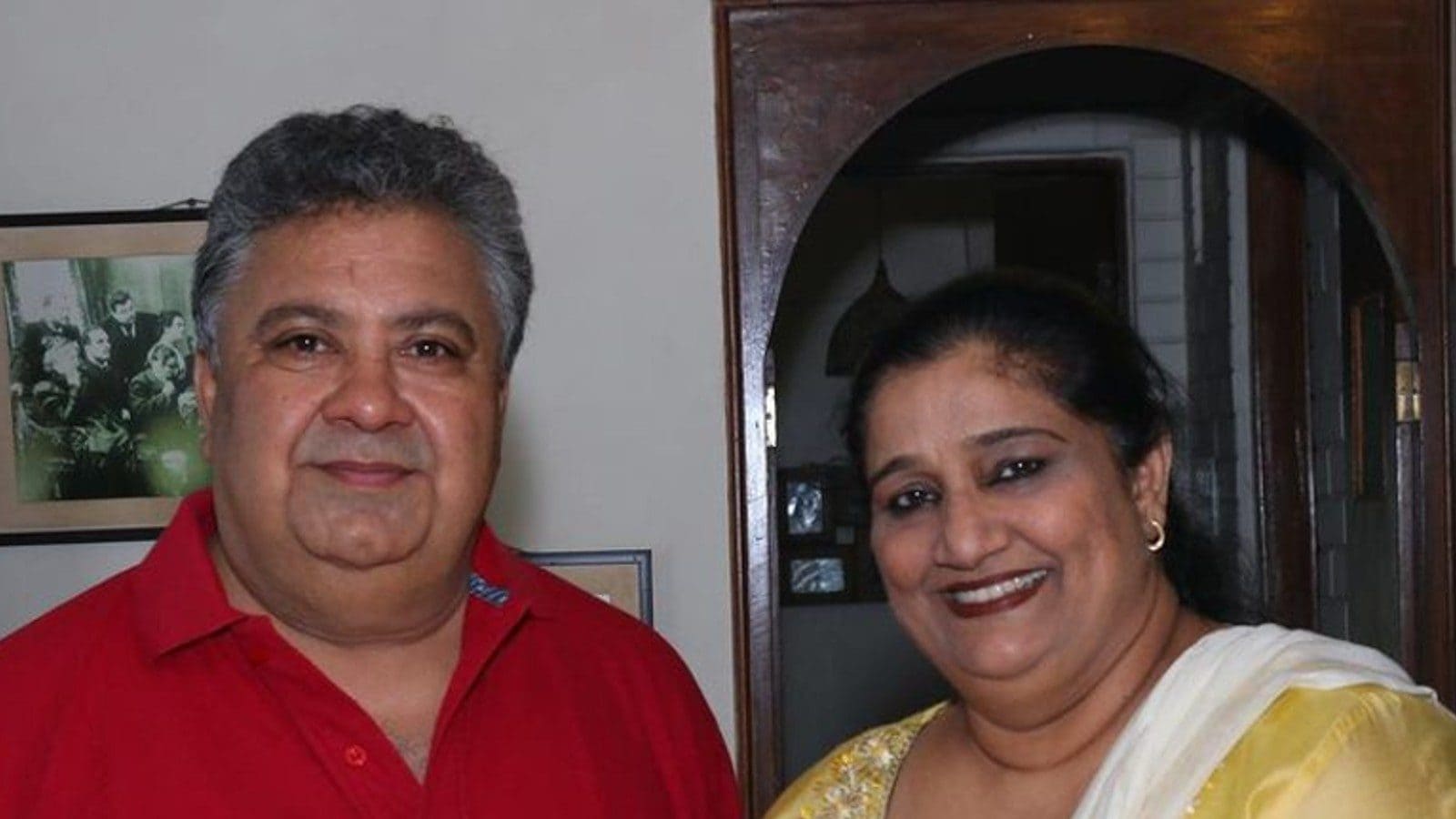 Manoj Pahwa Turns 59: Movies and TV Shows of the Actor with Wife Seema ...